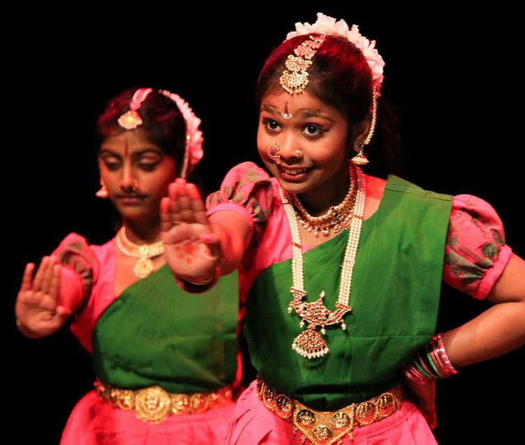 Canadian Tamil youth hold Ilanthalir 2012 | Tamil Guardian